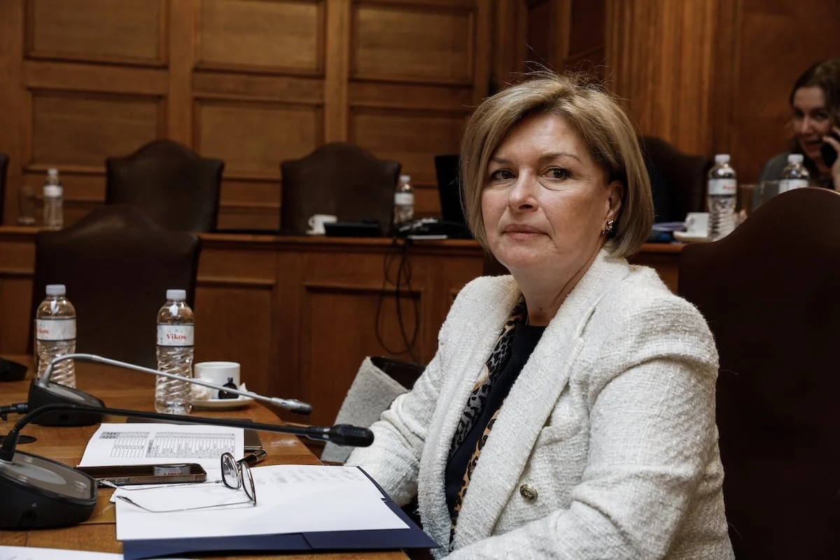 ΜΙΝΑ ΓΚΑΓΚΑ / Οι πυρκαγιές επιβαρύνουν την ποιότητα του αέρα - www ...